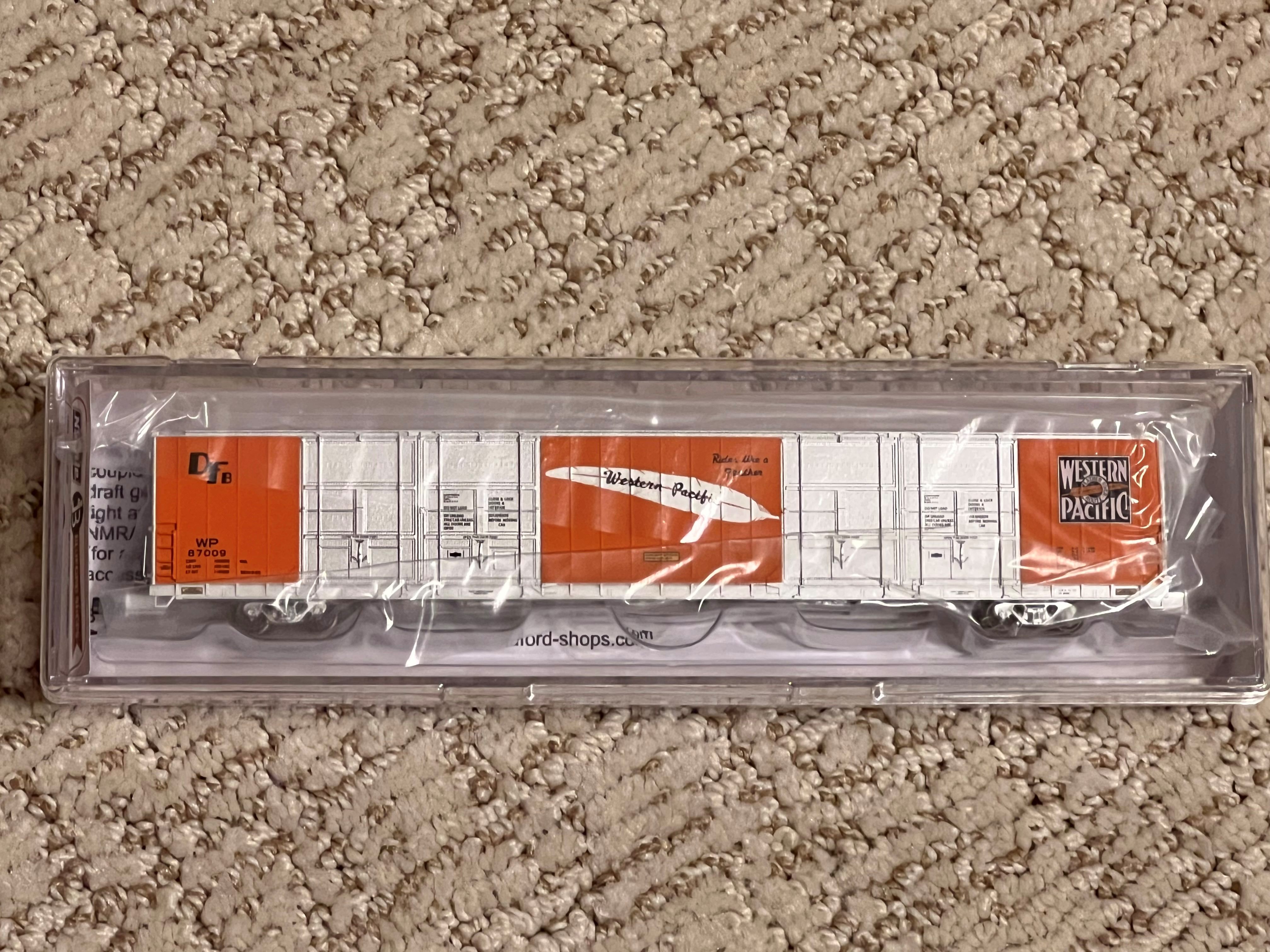 N Scale - Bluford Shops - NSEBLU23-28 - Western Pacific - 87009